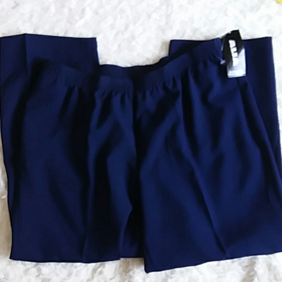 Alia | Pants & Jumpsuits | Navy Blue Slacks 2w Short | Poshmark